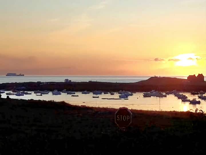 Maison Vue Mer : Les Embruns *** - Plage de Corsen