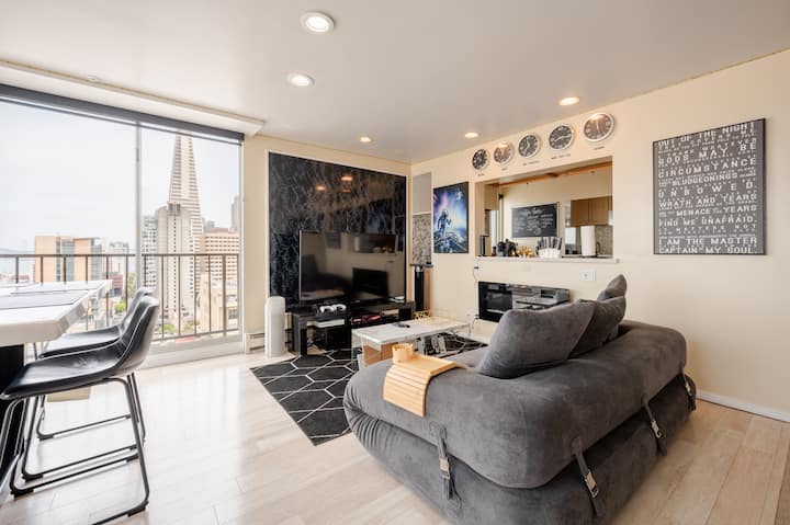 Panoramic Skyline Views W/parking In City Center - Chinatown - San Francisco