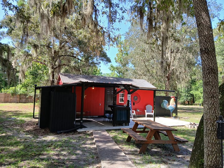 Barn Style Tiny Home On Mini-farm - Florida