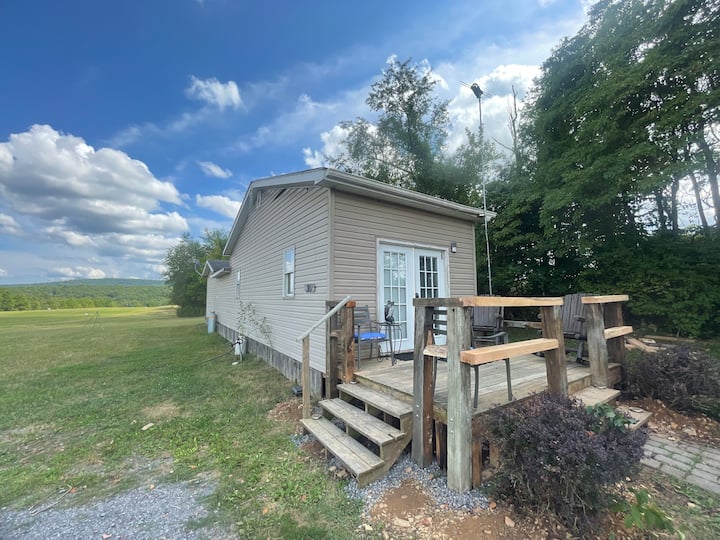Cozy Cabin On Private Airport - Pennsylvania
