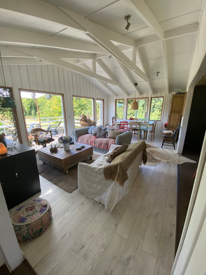 Acogedora, La Mejor Ubicacion Con Playa Privada - Puerto Varas