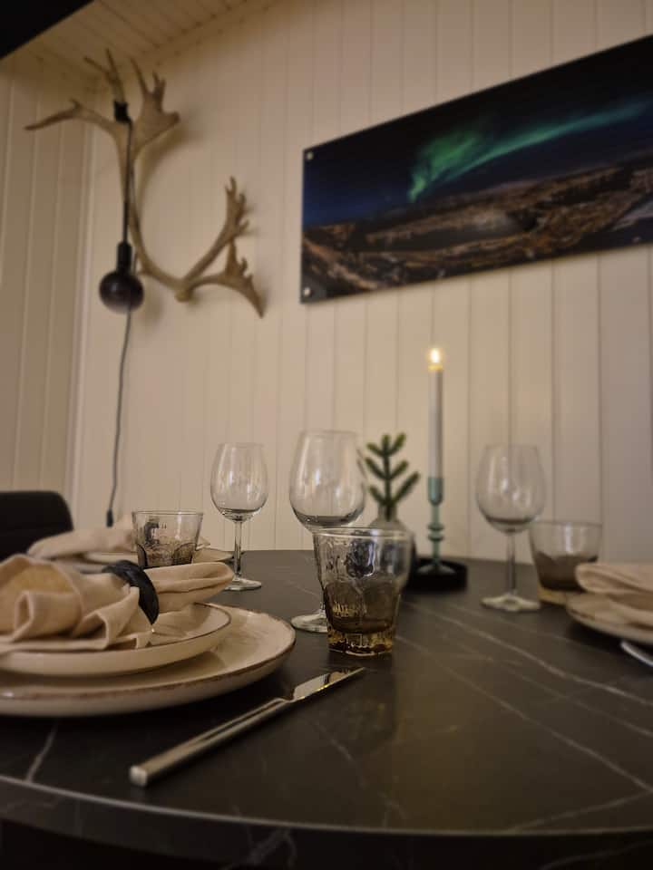 Comfy Apartment Close To Everything. Free Parking. - Tromsø