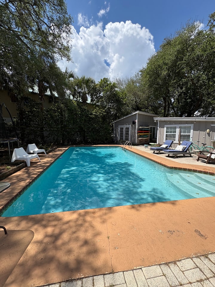 Sheepdog Hideway - On Anastasia Island Near Amp! - St. Augustine Beach, FL