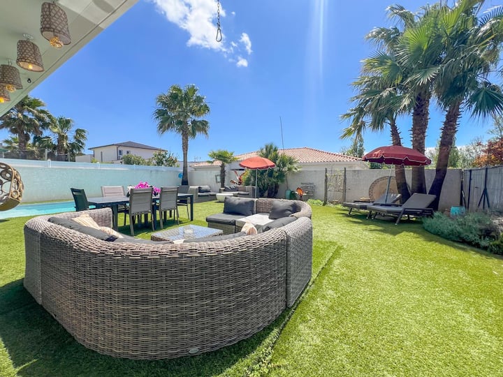 Villa Proche Mer Piscine Grand Terrain
Hôtel Capao - Agde