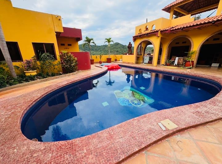 Paradise By The Playa - Los Ayala