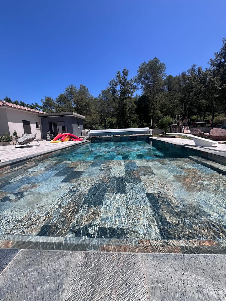 Appart Maison De 110 M* Pour 6 à 10 Personnes. - Carqueiranne