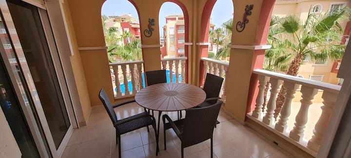 Spacious 3 Bed, 2 Bath Apartment With Pools. - Los Alcázares