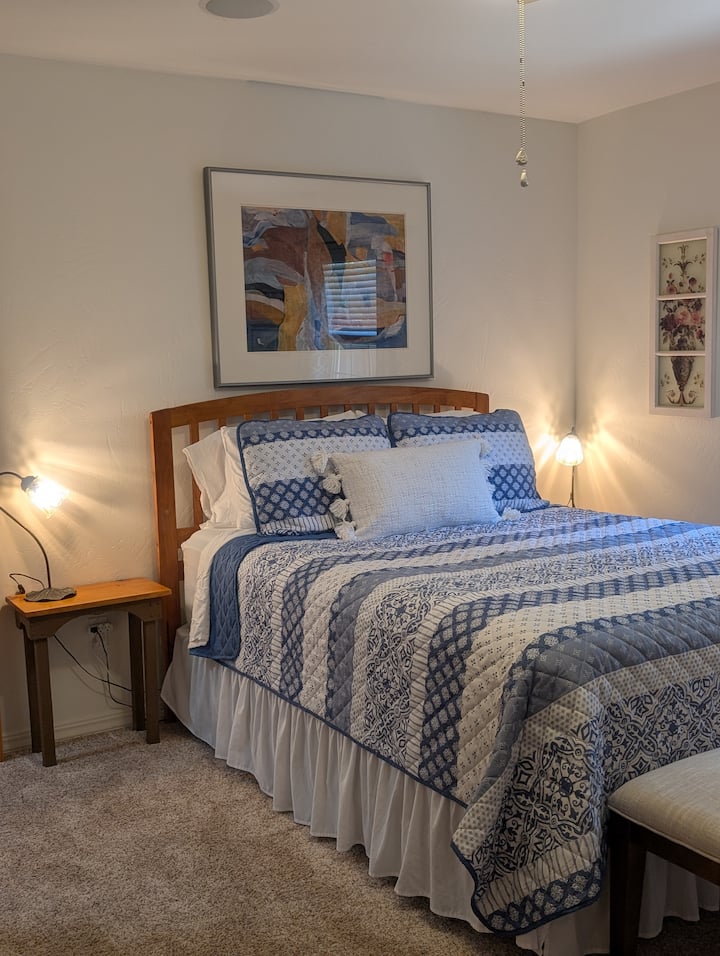 Apt Style Suite
Private Entrance - Paso Robles, CA