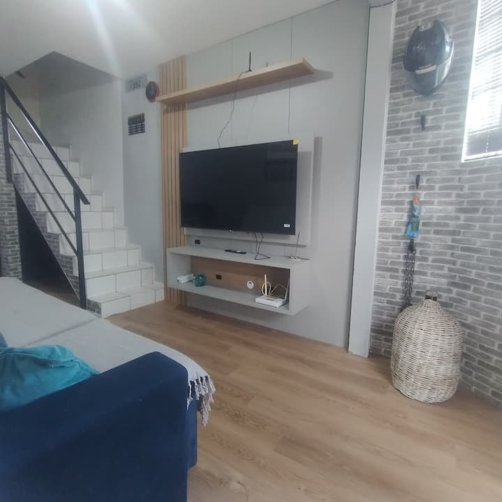 Duplex In The English Summer 2026/27. - Florianópolis