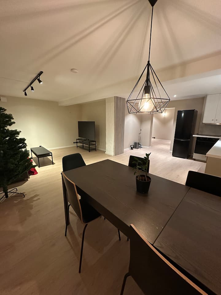 Hel Leilighet På Idylliske Misje - Askøy