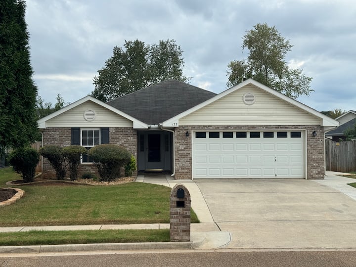 3bedroom Home Near Redstone Arsenal Gate At Martin - Huntsville, AL