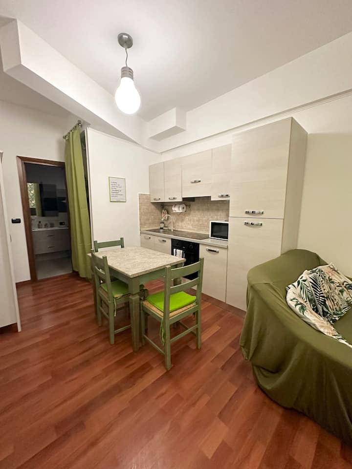 Cozy Apartment With Patio Near The Vatican - Vatican City