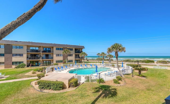 Front Beach Condo 205 - Ormond Beach, FL