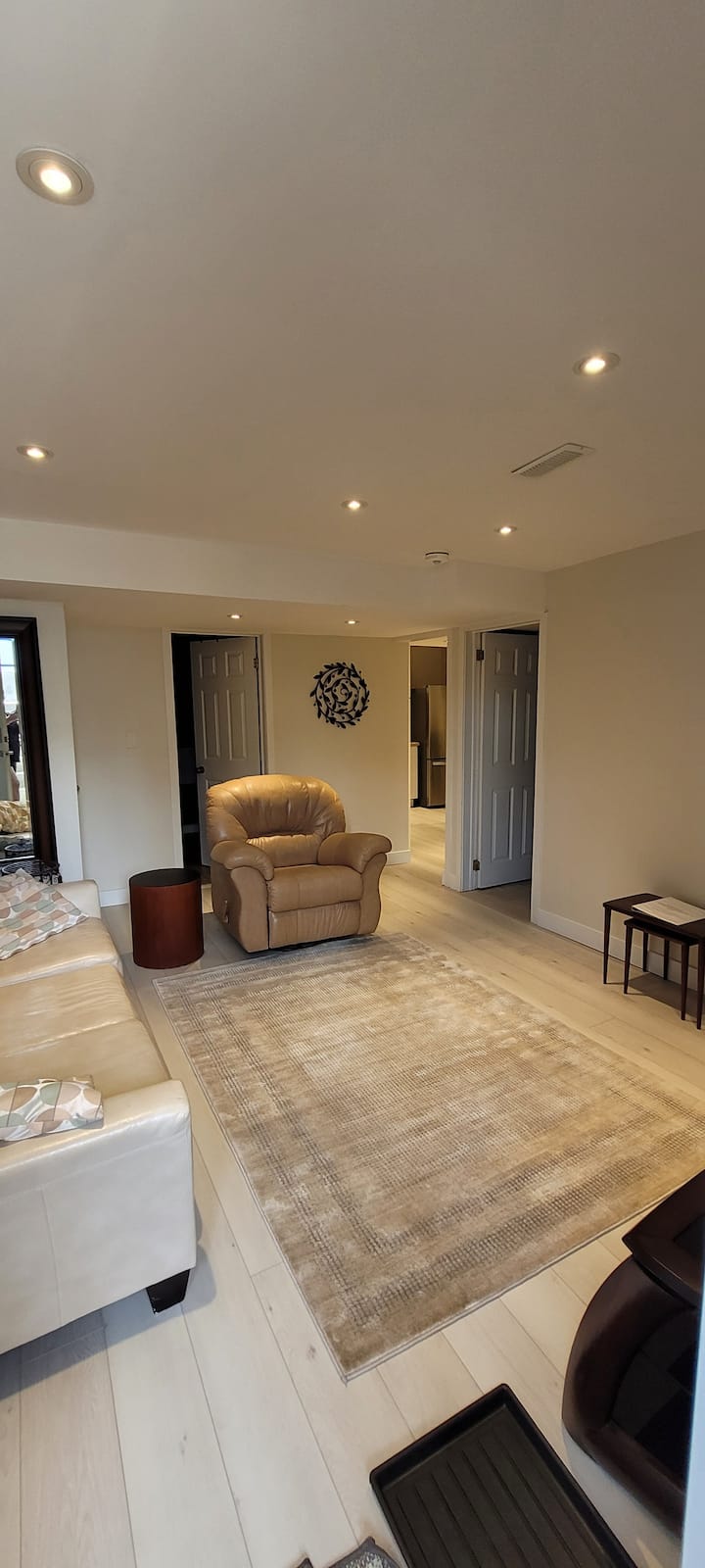 New One Bed. Apt W/ Parking Self Check In 43" Tv - Gatineau