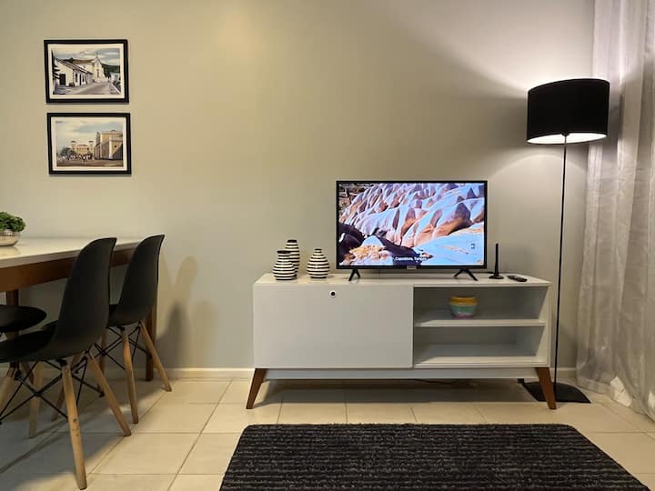 Apto Aconchegante No Centro Nobre De Florianópolis - Florianópolis