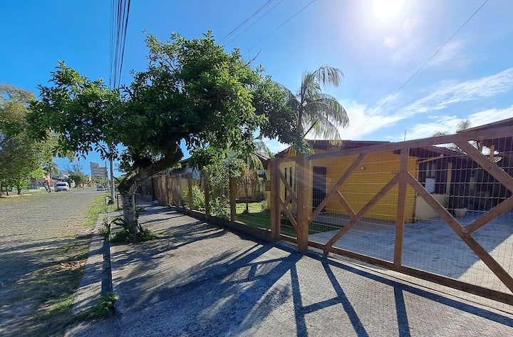 Cozinha, Quarto E Banheiro Com Entrada Privativa - Torres