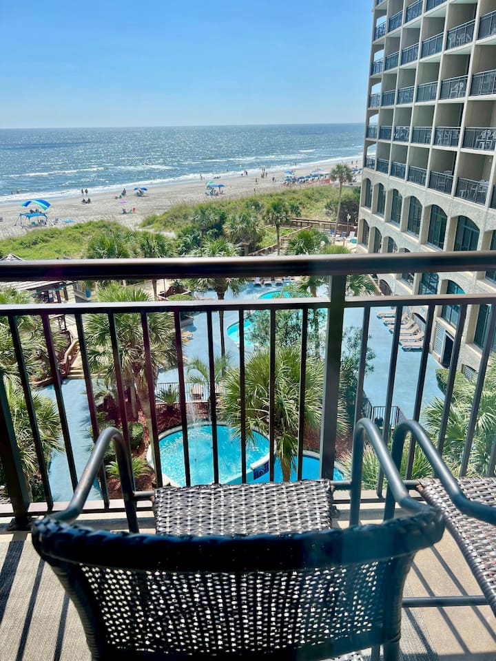 Oceanfront, Great Resort. Near Barefoot Landing - North Myrtle Beach, SC