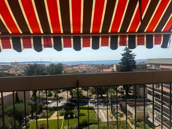 L'estivalière - Golfe-Juan