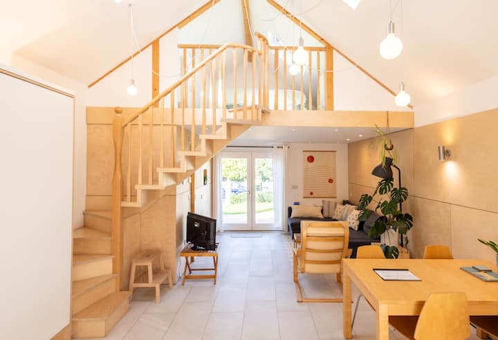 Modern Open-plan Guest House - Ev Charging - Bath