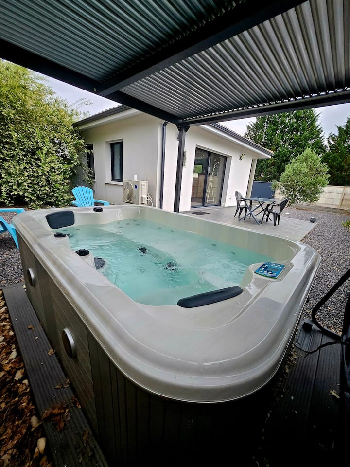 Mini Villa Jacuzzi Privée Et Sauna Dans La Forêt - Labouheyre