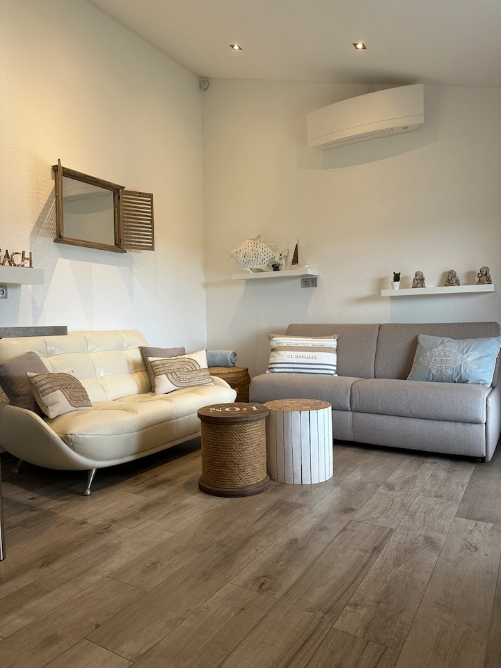 Comme Un éClat De Mer Porticcio 4 Personnes - Ajaccio