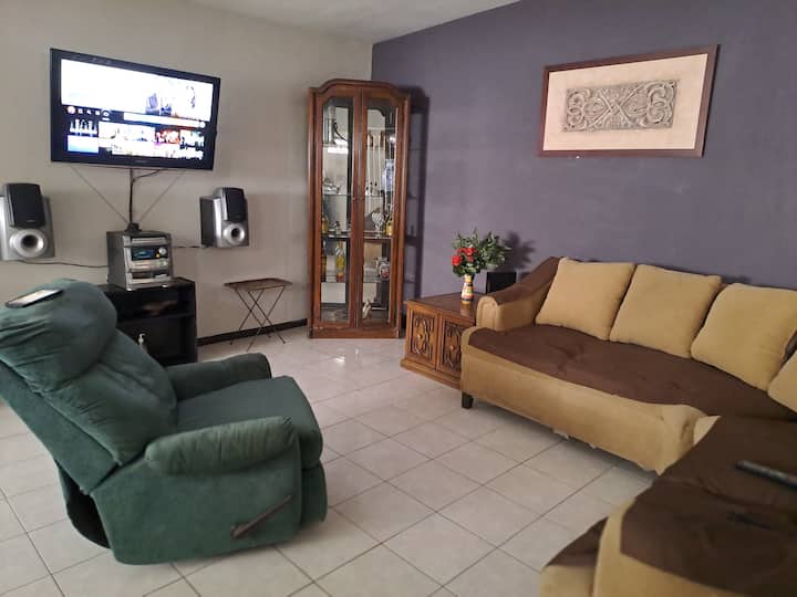 Casa Cerca Periférico De La Juventud - Chihuahua