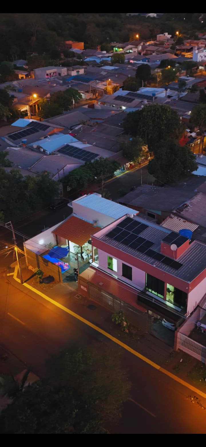 Sobrado Inteiro Catuai Para Grupos !! ÓTima Localização ! - Puerto Iguazú