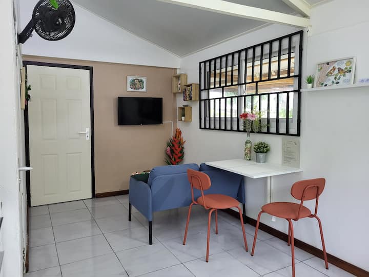Zelfstandig Leuk Huisje - Paramaribo