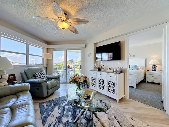 Prime Waterfront Location With Amazing Amenities - St. Pete Beach, FL