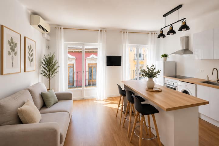 ​Apartamento Moderno. Céntrico Y Junto A La Playa. - Alicante