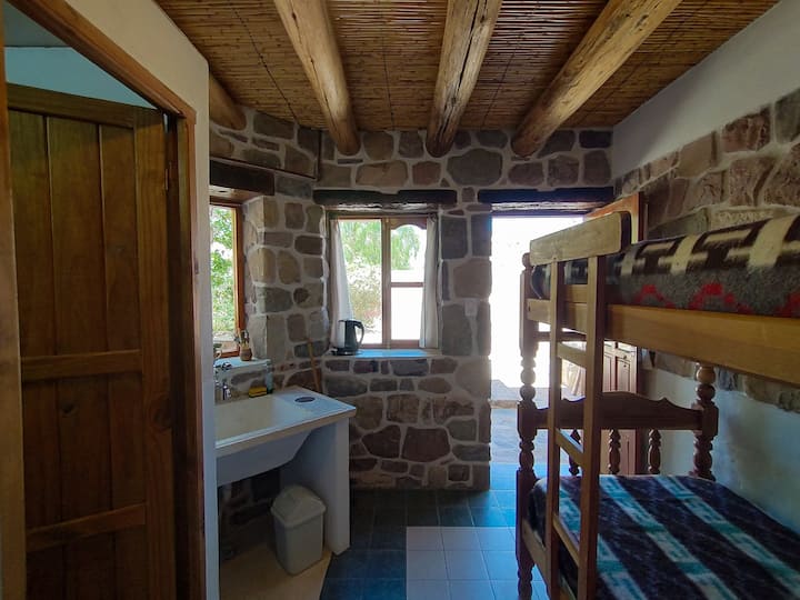 Habitación Con Ingreso Independiente. Baño Privado - Jujuy