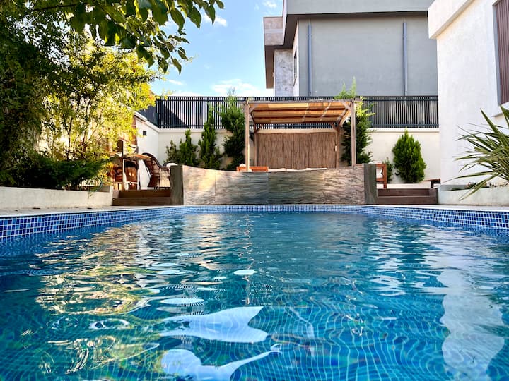 Modern Villa • Havuz & ŞöMine - Silivri