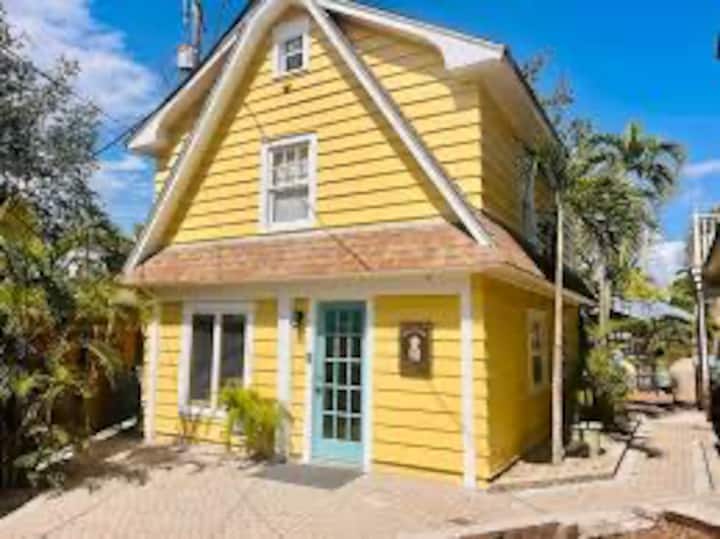 Carney Carriage House - Fort Myers