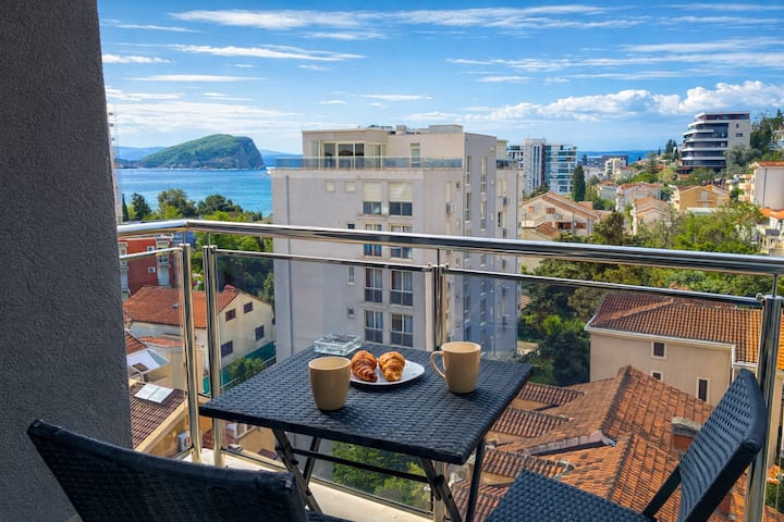 Balcony With Sea View • Cozy Stay - Budva