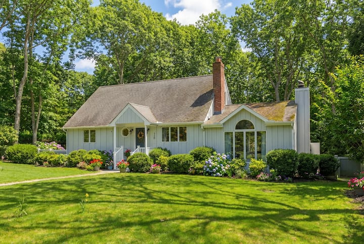 Stylish East Hampton Rental - Heated Pool - Sagaponack