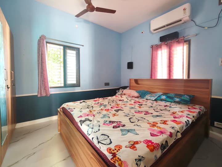 Family Style Double Bedroom For Family - Thoothukudi