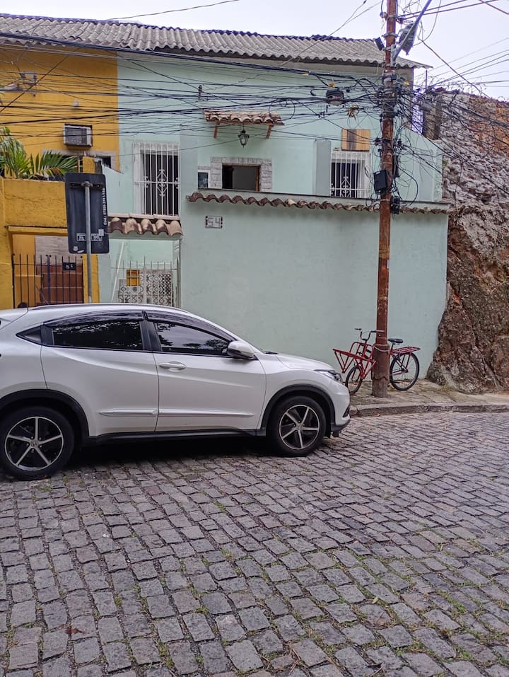Casa Ampla Em Santa Teresa - Rio de Janeiro