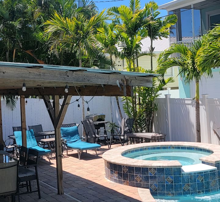 Quaint Backyard Sanctuary - New Pool - 邁爾斯堡海灘