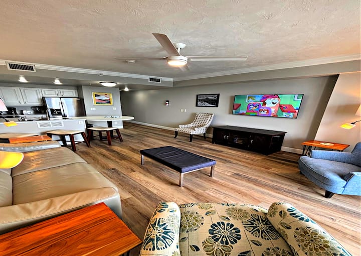Vacation In Comfort And Luxury - 1 Br Ocean Walk - Daytona Beach, FL