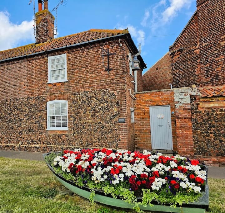 Character Coastal Cottage, Wells-next-the-sea, - Wells-next-the-Sea