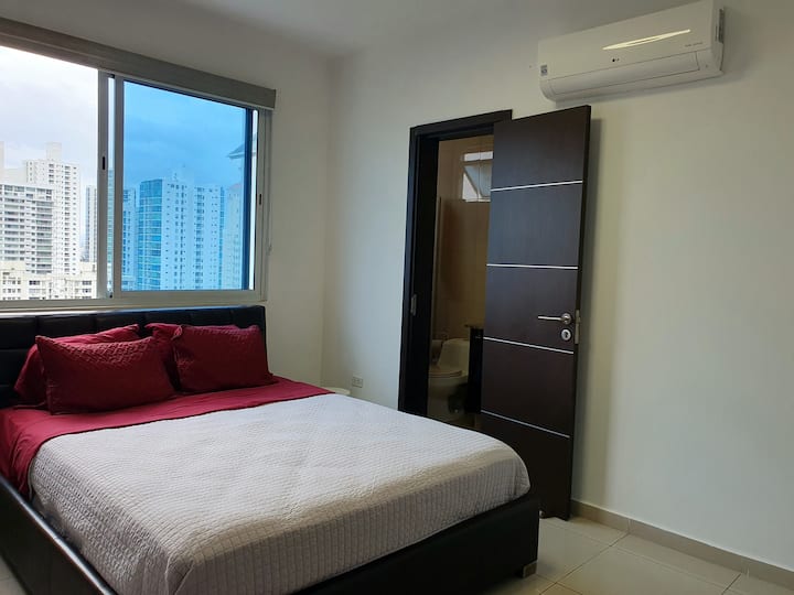 Private Room In Shared Apartment - Panama