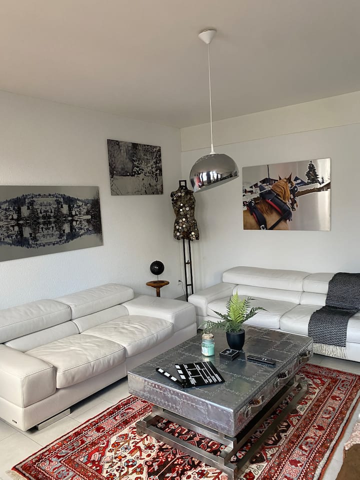 L’étape Des Horlogers: Appartement Chic Et Design - La Chaux-de-Fonds