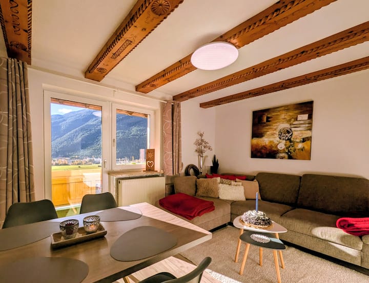 Gemütliche Wohnung Mit Wundervoller Aussicht - Tirol