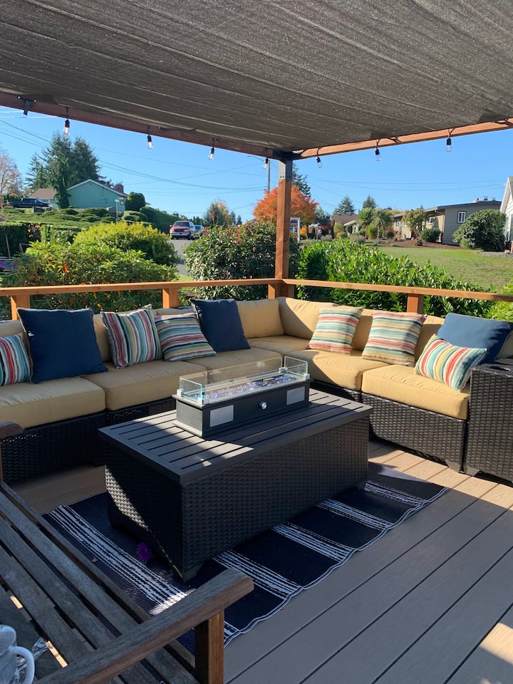 Tacoma Spring Break Staycation: Zoo, Beach, Golf - Tacoma, WA