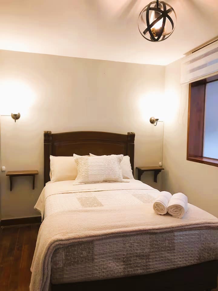 2 Camas Dobl | 2 Hab | Balcon | Netfx | Wifi Veloz - La Libertad (Peru)