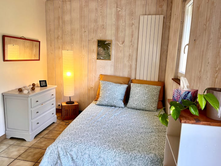 Belle Chambre Indépendante Avec Jardin - Bois-le-Roi