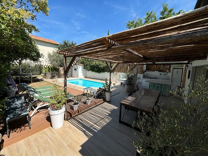 Hestia Villa Avec Piscine Et Jacuzzi - Marseille