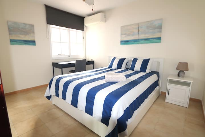 A Super 1 Bedroom Apartment In Las Palmeras - Fuengirola