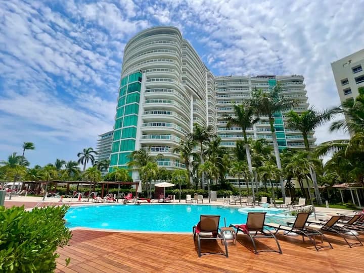 Beautiful Condo In Bay View Grand Marina - 伊斯塔帕