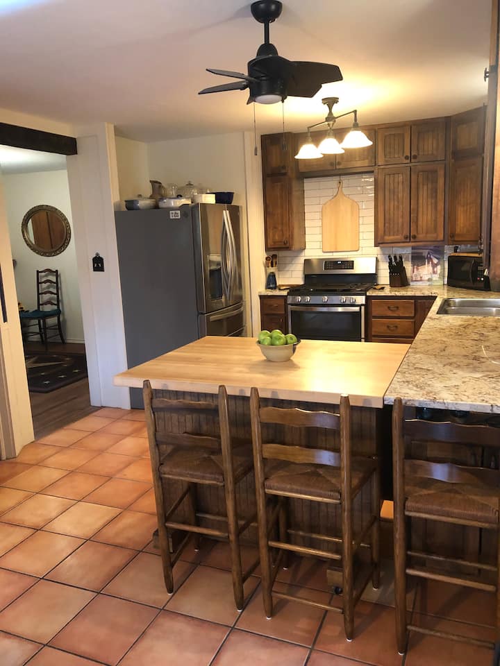 The Bluebonnet Room At Mulberry Street Guesthouse - フレデリックスバーグ, TX